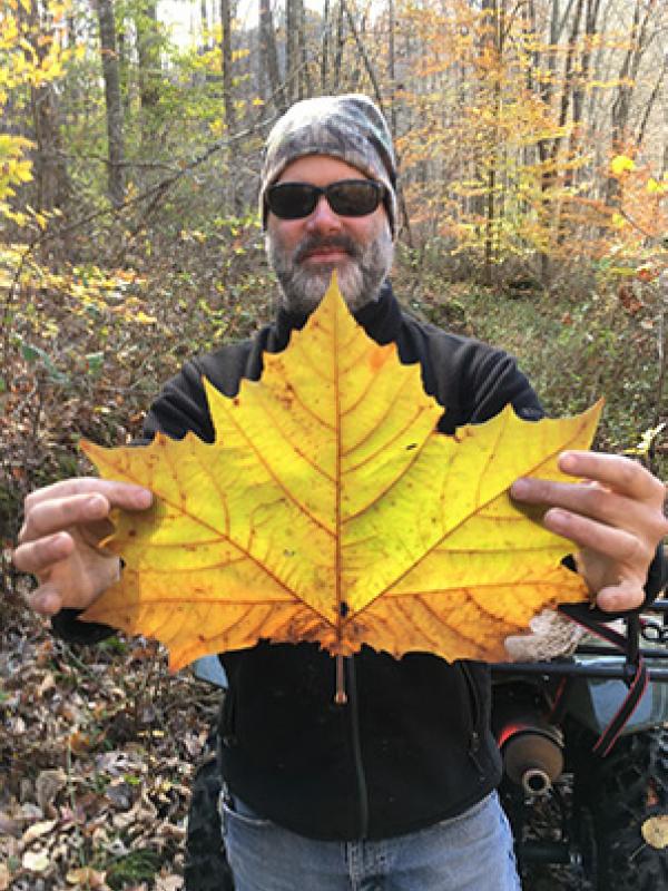 Andrew Newbold wins College of Arts and Sciences Outstanding Staff ...